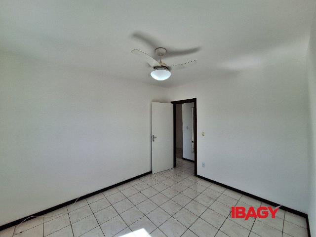 Apartamento 1 Quarto Kobrasol 38m²