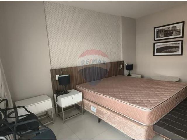 Apartamento 1 quarto, mobiliado, com 1 vaga, na Barra Olímpica