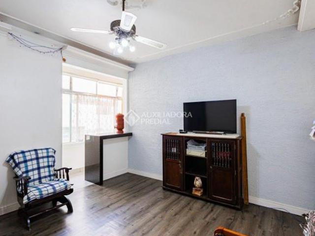 Apartamento 1 Quarto, Semi mobiliado, proximo Av. Cristóvão Colombo
