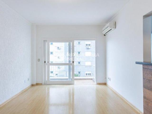 Apartamento 1 quartoreformado com varanda no bairro Cristo Redentor!