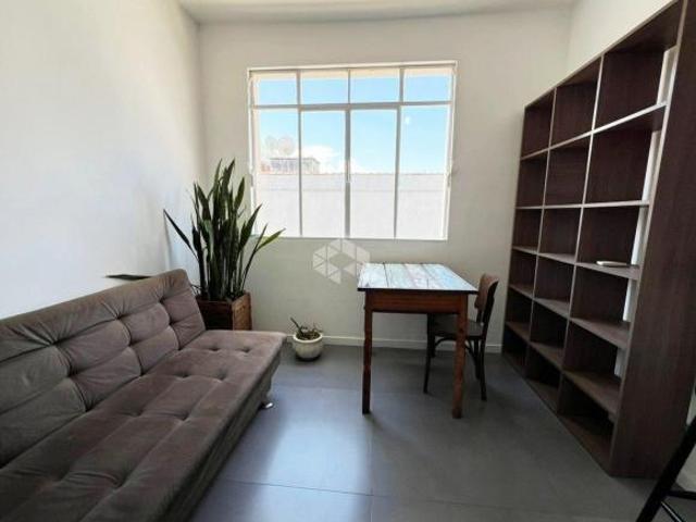 apartamento 1 quarto+terraço, Menino Deus