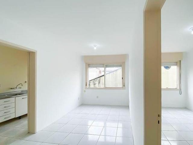 Apartamento 1 suíte com vaga no Menino Deus – Próximo à Av. Getúlio Vargas