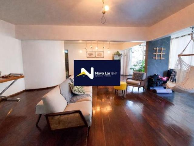 Apartamento 200m², 3 quartos, 1 suite, 2 vagas no Santo Antônio