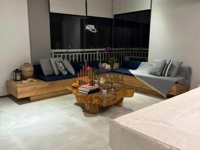 Apartamento 202m² com 4 quartos, 3 suítes e 4 vagas à Venda na Mooca
