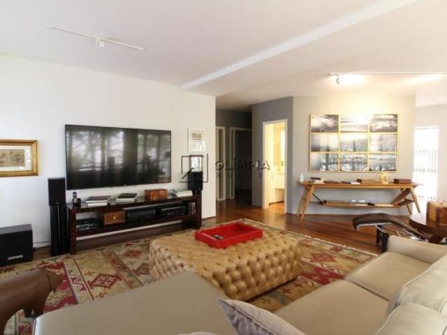 Apartamento 204m², Vila Madalena SP | Venda