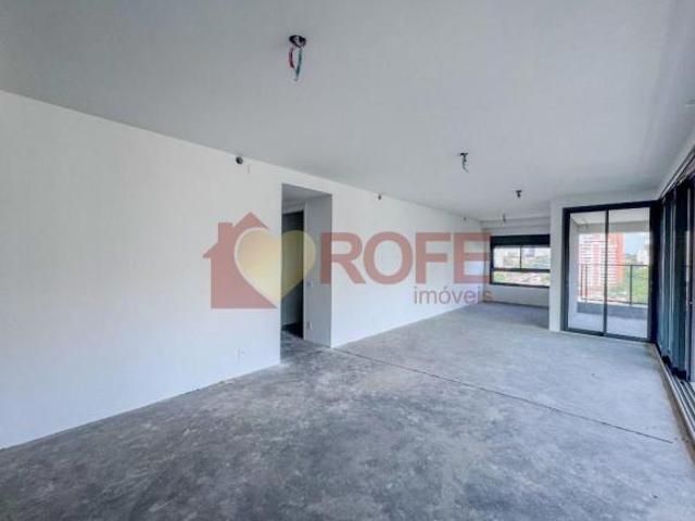Apartamento 206 m² | 4 suites| Varanda Gourmet |Campo Belo| Lazer Completo