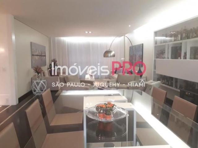 Apartamento 210m² para Venda em Moema