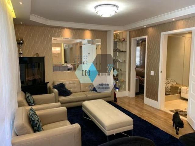 Apartamento 210m, 4 dorms, 4 suites, 4 vagas, á venda na Vila Cruzeiro, Oportunidade!