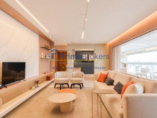 Apartamento, 211m², 3 dormitórios, 3 suítes, 4 vagas, lazer completo, Vila Mariana
