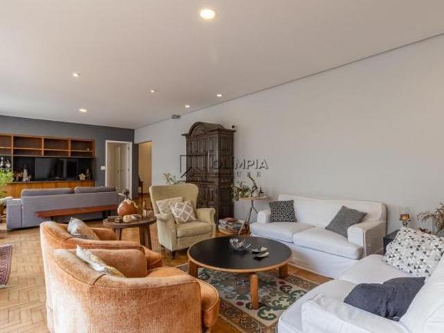 Apartamento 212m², Bela Vista SP | Venda
