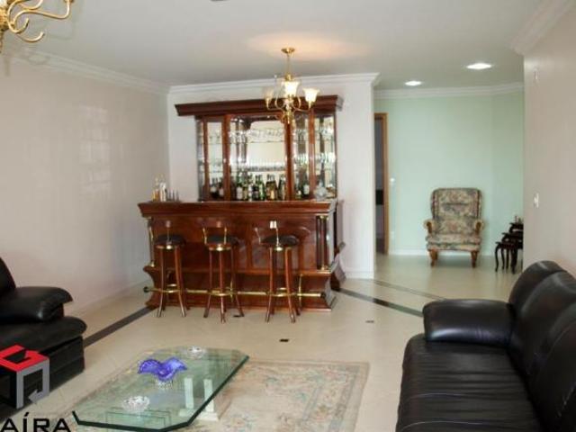 Apartamento 215 m² Com Elevadores localizado no bairro Jardim em Santo André SP