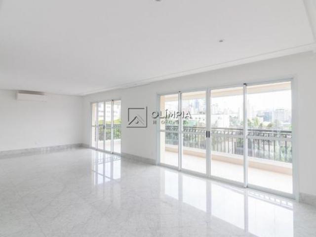 Apartamento 215m², Vila Nova Conceição SP | Venda