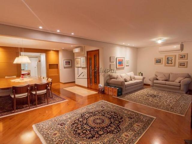 Apartamento 217m², Vila Nova Conceição SP | Venda