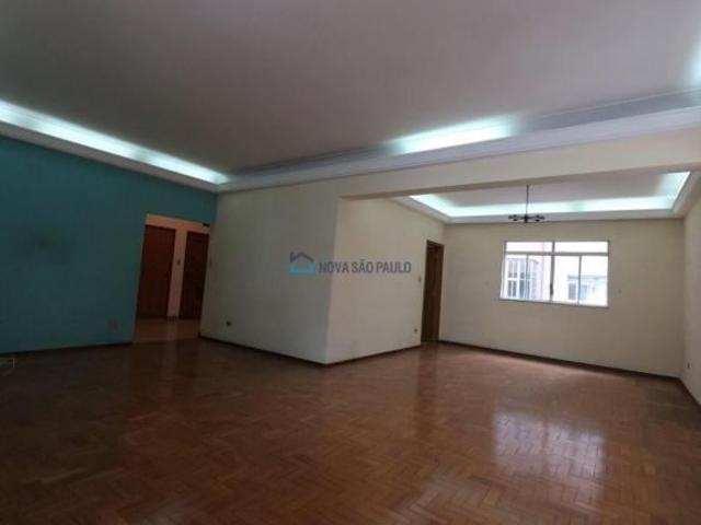 Apartamento 220 m² de 3 dormitorios proximo a Avenida Brigadeiro Luis Antonio