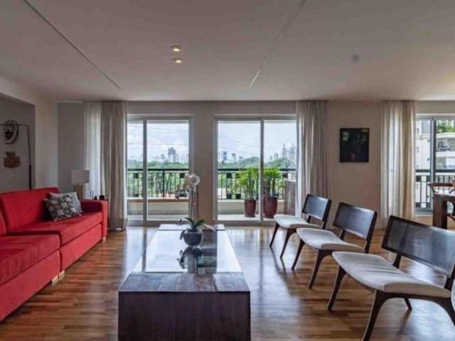 APARTAMENTO 220M² COM 3 SUÍTES E 4 VAGAS À VENDA NO ALTO DE PINHEIROS