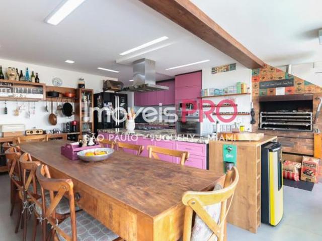 Apartamento 225m² no Brooklin com 3 suítes e 4 vagas