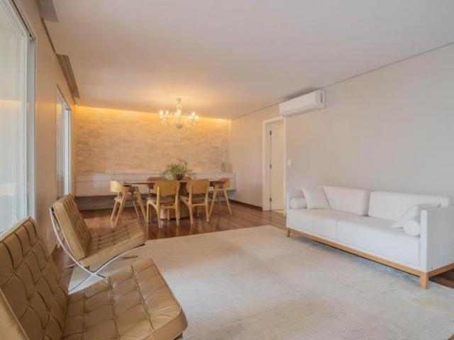 Apartamento 226m², Vila Nova Conceição SP | Venda