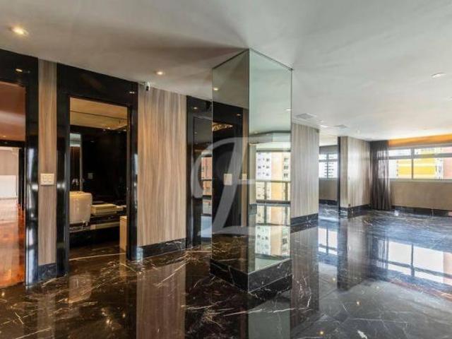Apartamento 227m² à venda em Moema