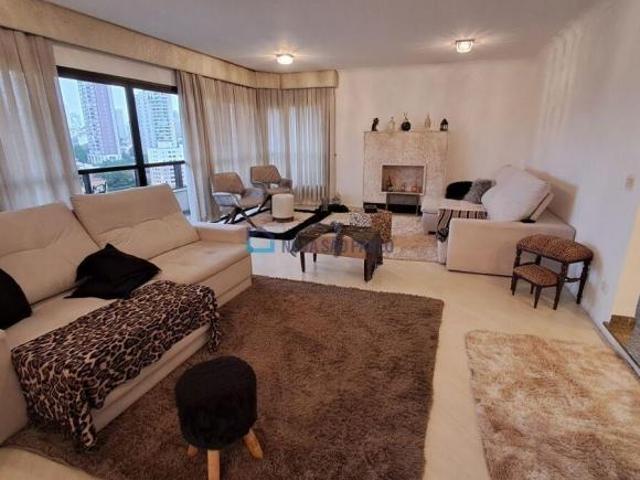 Apartamento 230 m² 04 Dormitórios 03 Vagas Aclimação