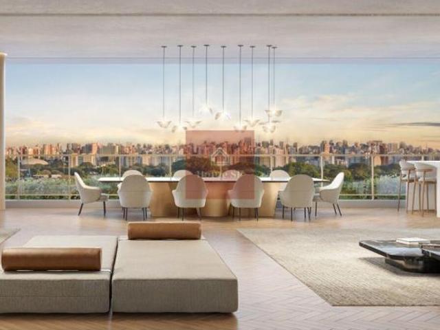 Apartamento 232 m2, 4 suítes, 3 vagas. Ao lado do Parque do Ibirapuera