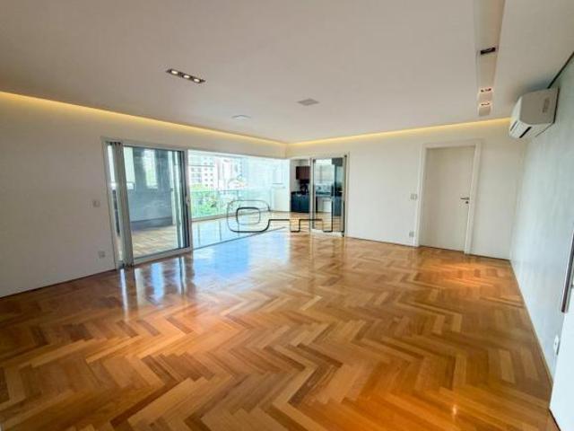 Apartamento 233m², Vila Nova Conceição SP | Venda