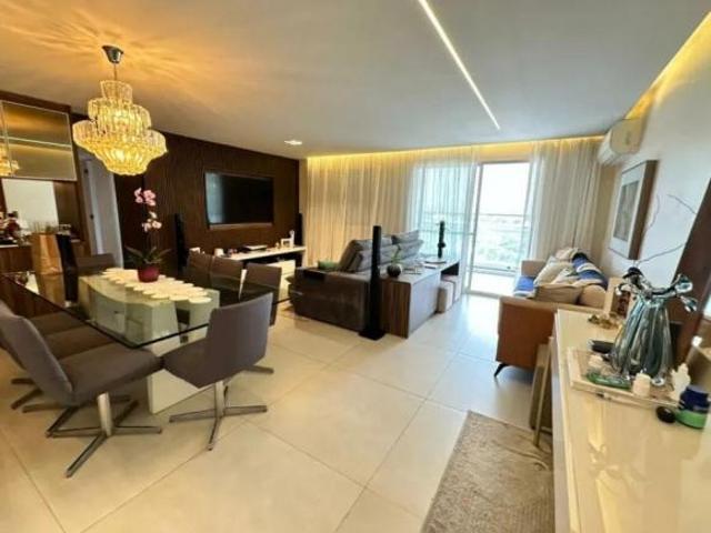 Apartamento 234 m², 3 Quartos e 5 banheiros à Venda FL15