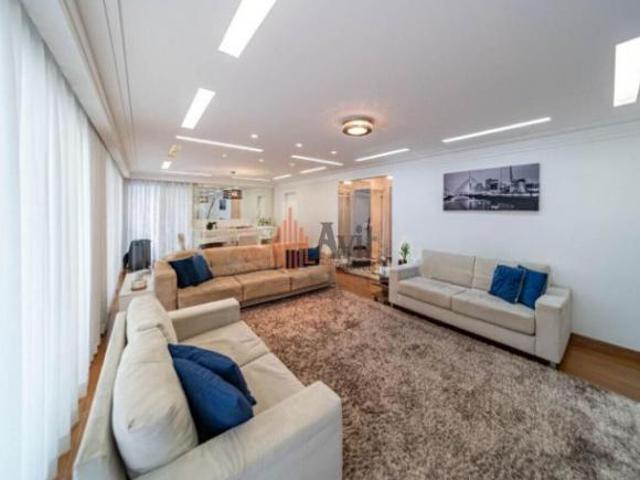 Apartamento 234m² com 4 quartos, 4 suítes e 4 vagas à Venda no Tatuapé