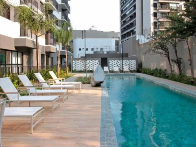 Apartamento 27 m² 1 dormitório, com varanda, a 450 metros da estação do metrô