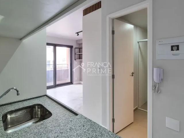 Apartamento 27m², com armários planejados e ótima infraestrutura