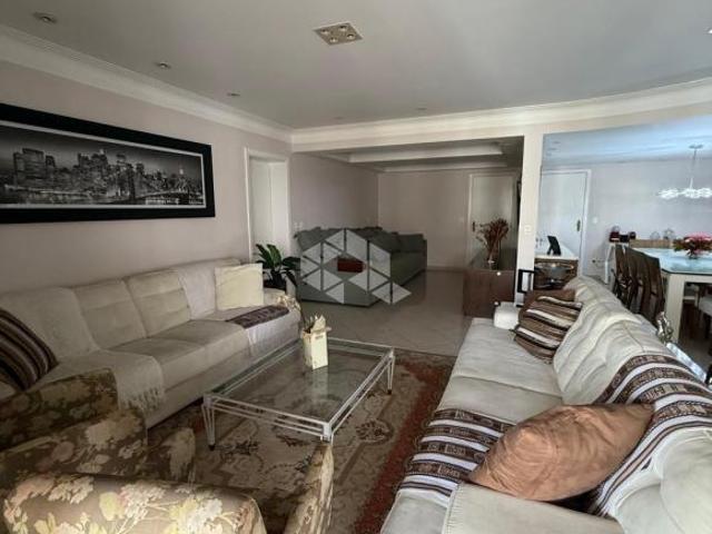Apartamento 240m² no Condomínio Morangatú 4 Suítes, 4 Vagas e Varanda Gourmet