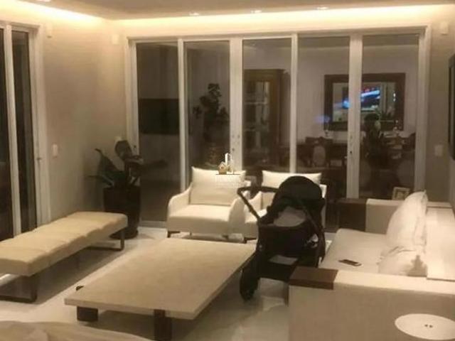 Apartamento 245m² à venda, 4 quartos, sendo 2 suítes VILA MARIANA