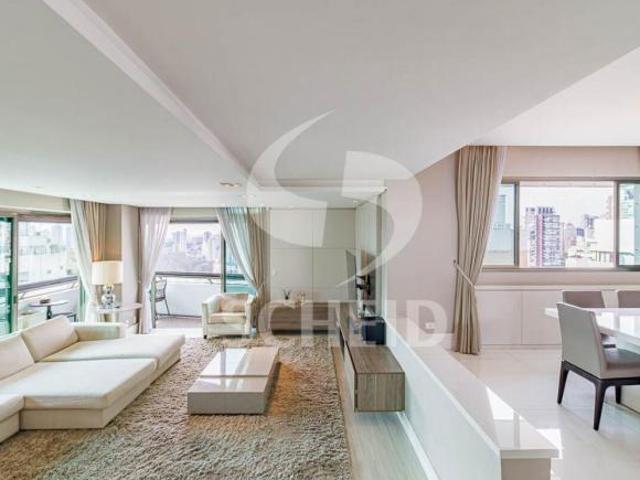 Apartamento 247m² | Andar Alto | 3 Vagas | 4 Suítes | Aclimação