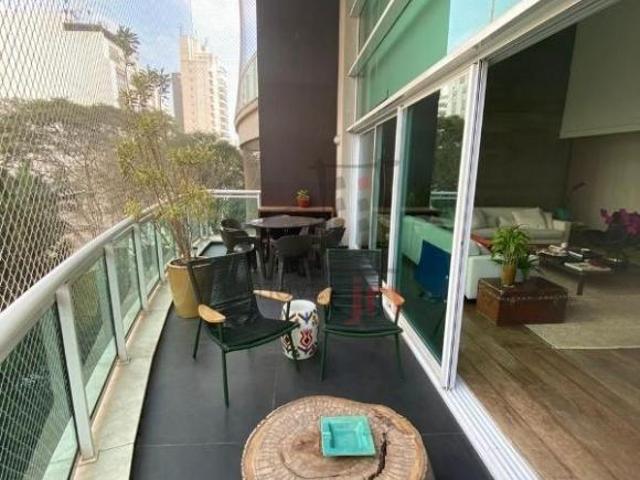 Apartamento 250 m² 3 suítes 4 vagas Venda por R$ 3.690.000 Perdizes, São Paulo SP