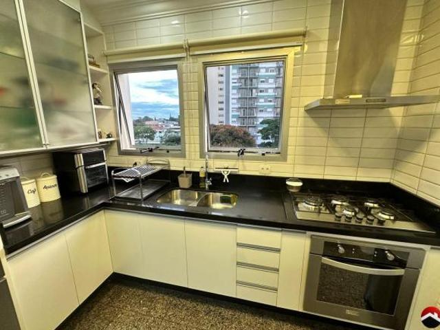 Sofisticação e Exclusividade no Brooklin: 169m² com 3 Suítes e 3 Vagas