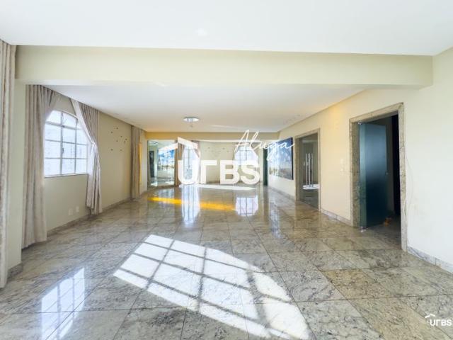 Apartamento, 252 m², 5 qts, 6 banh 5 vagas, Setor Oeste