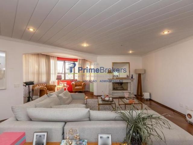Apartamento, 252m² 4 Dormitórios, 2 Suítes, 4 Vagas, Varanda com Churrasqueira Campo Belo