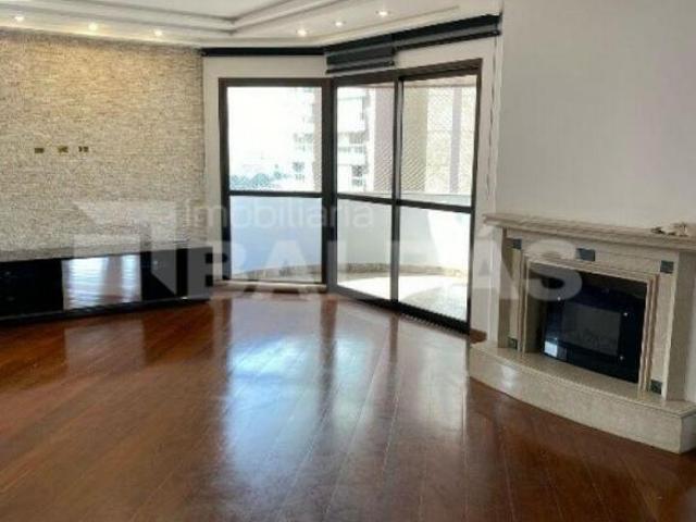APARTAMENTO 254 m² NO CORAÇÃO DO TATUAPÉ 3 SUÍTES 4 VAGAS