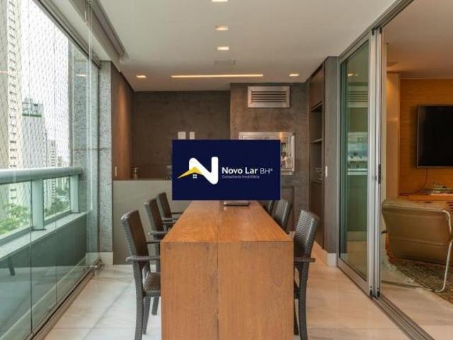 Apartamento 259m², 4 quartos, 4 suítes, 4 vagas no Vila Da Serra