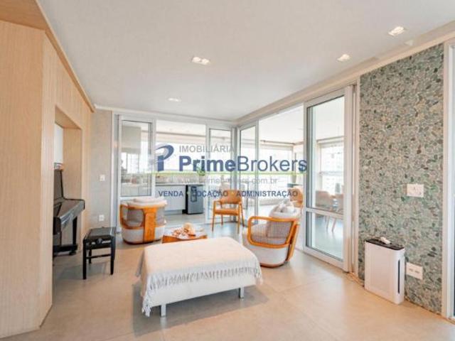 Apartamento, 276m² 4 Dormitórios, 4 Suítes, 6 Vagas, Sacada Gourmet com Vista Aclimação