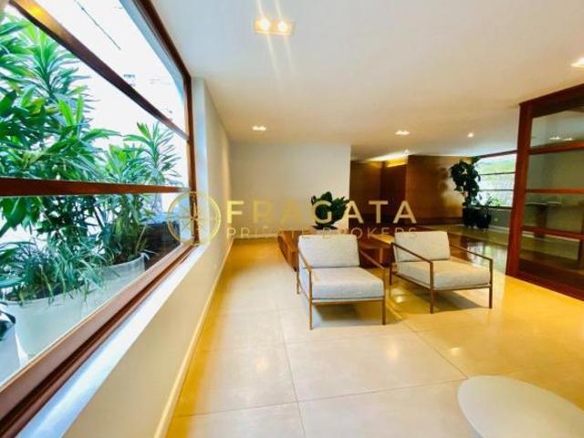 Apartamento 280m², 3 quartos 1 suíte, varanda e 2 vagas. Jardim América ao lado do Paulistano