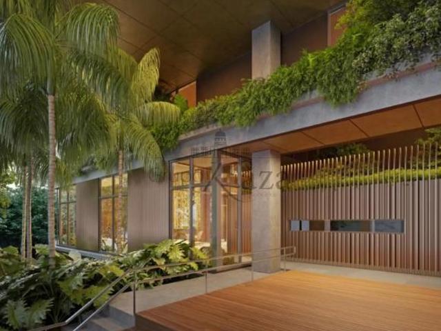 APARTAMENTO 288 M² COM 4 SUÍTES, ANDAR EXCLUSIVO E 4 VAGAS NOS JARDINS