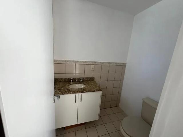 Apartamento 2 D com suite e garagem