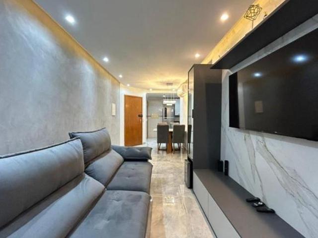 Apartamento 2 dormtorios com sacada gourmet na Aviação