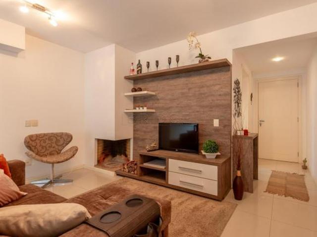 Apartamento 2 dorm. 1 suíte 2 vagas Petrópolis