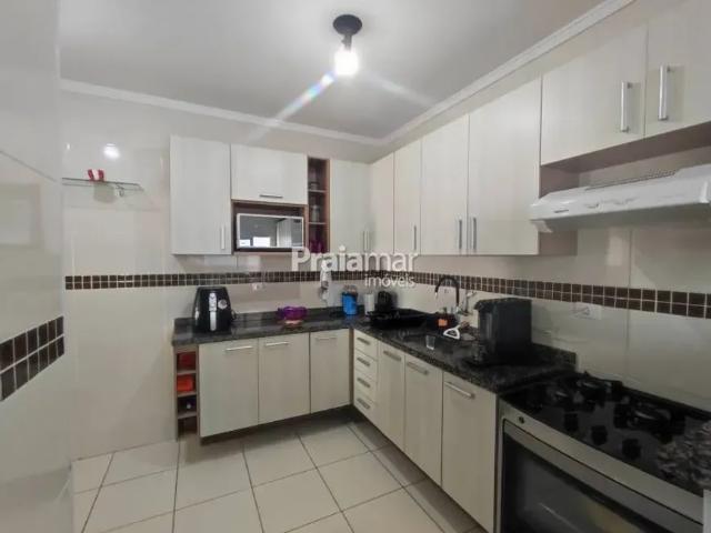 Apartamento 2 dorm, 1 suíte, piscina e 2 vagas – vila tupi, praia grande à venda!