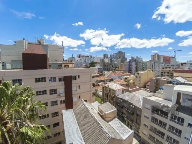 Apartamento 2 dorm 64 m² uma vaga Centro histórico