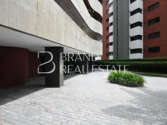 Apartamento 2 Dorm com suíte e 2 vagas no Condomínio Mont Blanc Morumbi