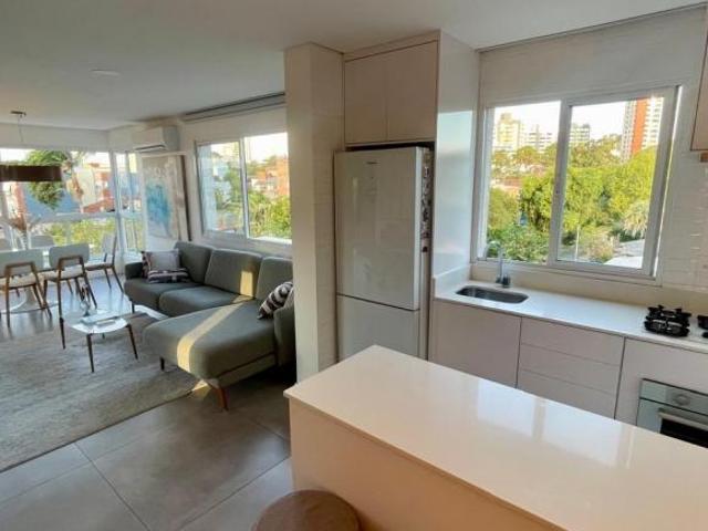 Apartamento 2 Dorm Mobiliado com Vaga e Elevador