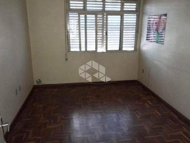 Apartamento 2 dorm. muito espaçoso