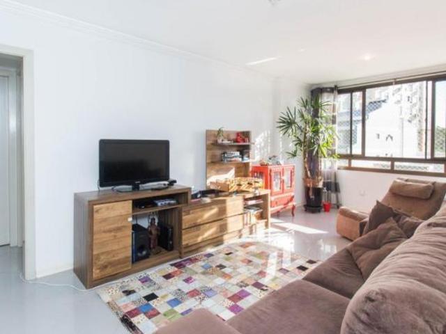 Apartamento 2 dorm no bairro Passo d&apos  Areia